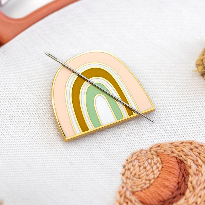 Magnetic Needle Minders – Clever Poppy